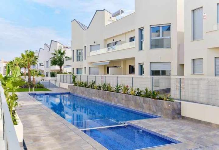 Villa Amalia 31 - Rez-de-chaussée Avec Jardin - Torrevieja