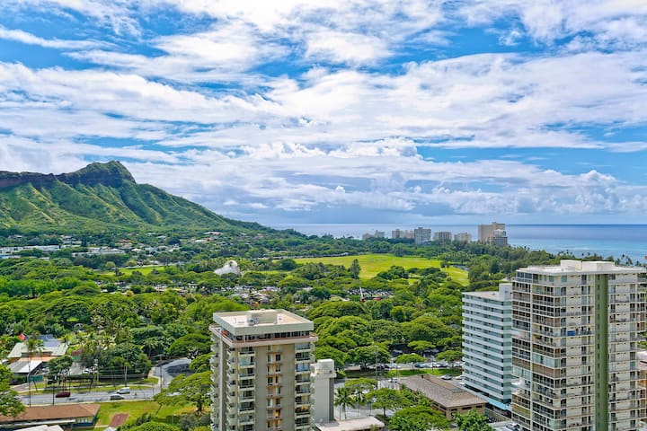 Shimmering Ocean Views! A/c, Wi-fi, Pool, Gym, Close To Beach! - Kailua, HI