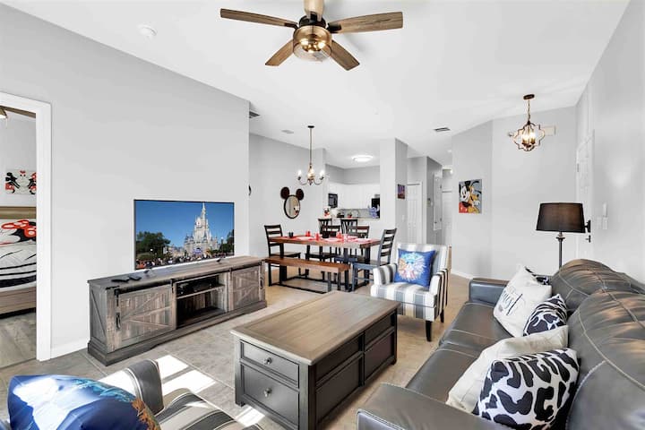 Disney Dream Vacation Home: 10 Min To The Parks! - Celebration, FL