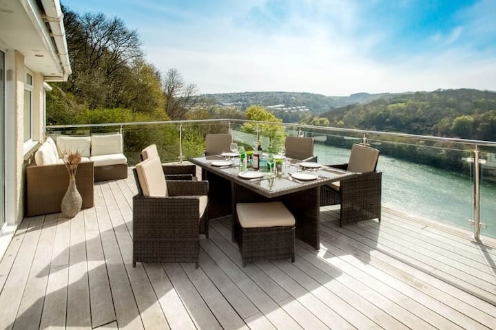 Looe Holiday Rentals & Homes - England, United Kingdom | Airbnb