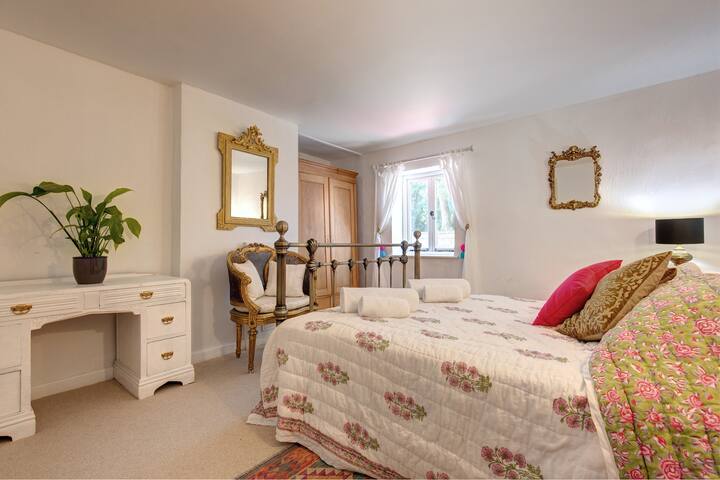 2 Rogers Row - Burnham Market - Brancaster