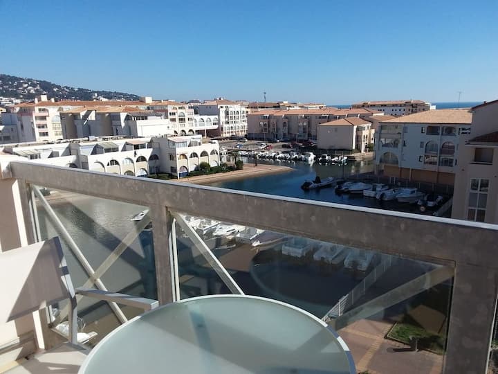 Superbe T2 Mezzanine Climatisé Vue Marina Et Mer - Bouzigues