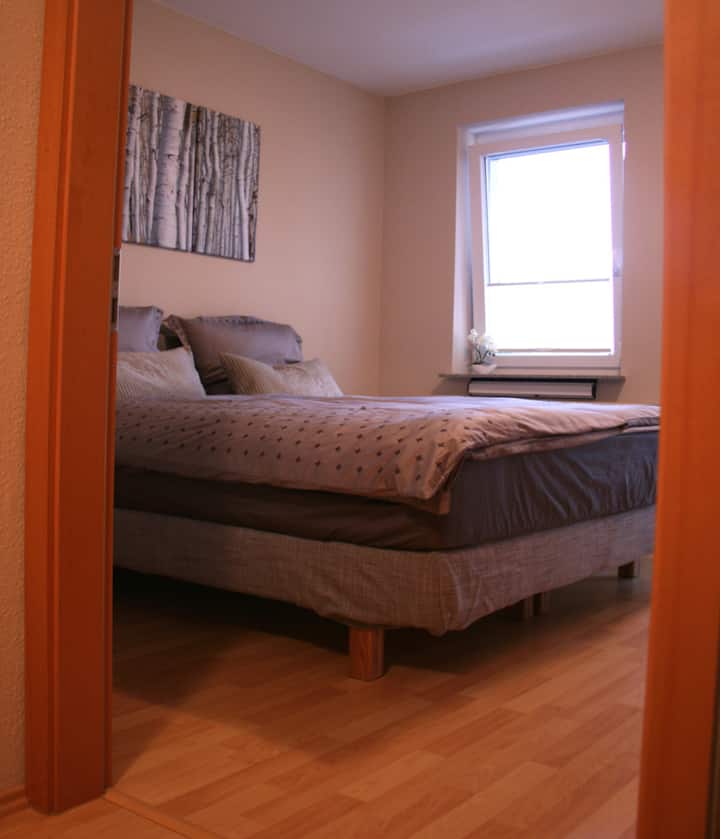 Comfortable Und Zentral Gelegene 2 Zimmer Wohnung - Sindelfingen