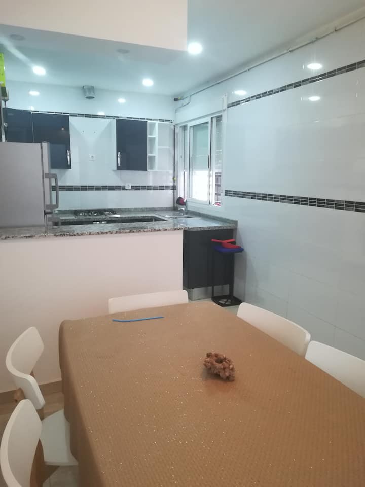 Maison Avec Garage  à El Qods Proche De Akid Lotfi - Oran