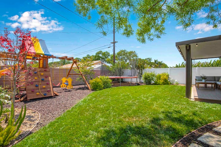 Back House With Awesome Playground & Bigtrampoline - dorney park, Fountain Valley
