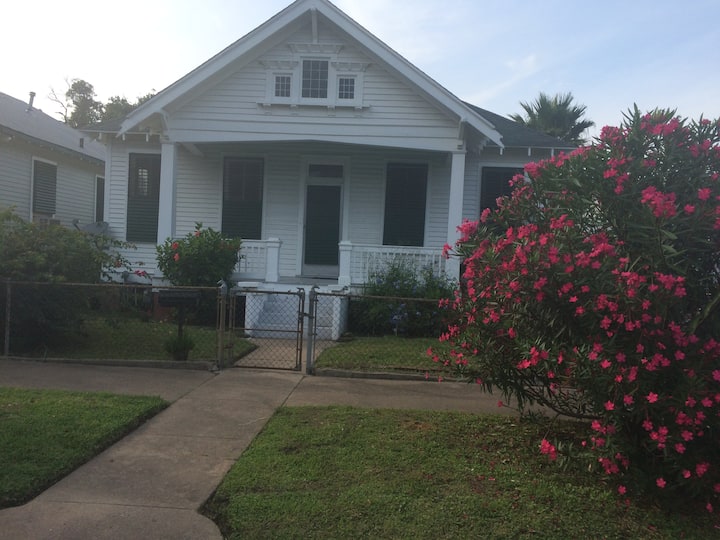 Sarah's Guest Houseii - Texas