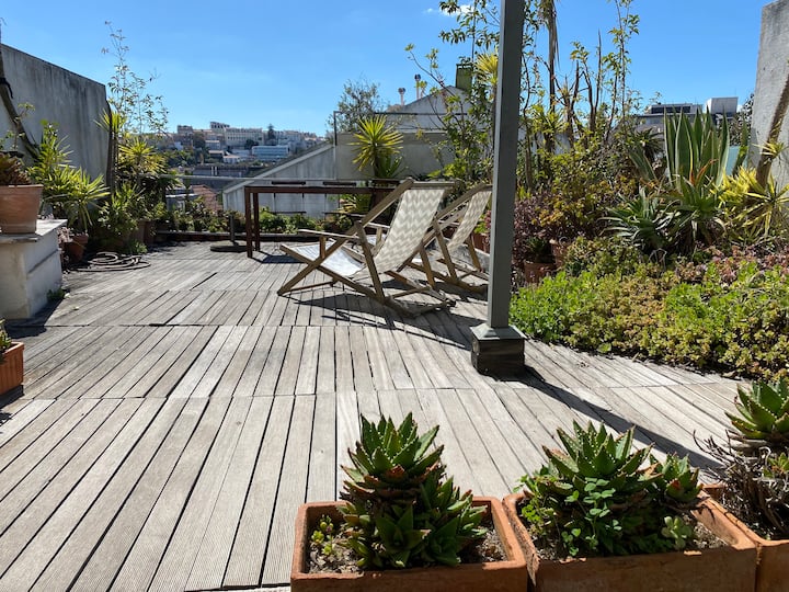 Terrace & Sunny - City Center, Quiet & Pratical - Lissabon