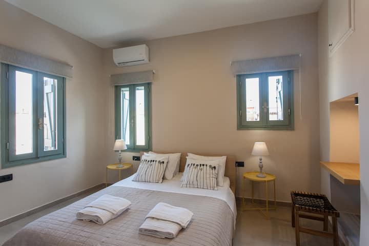 Aoria Estate - Deluxe Apartment With Old Town View - Chania