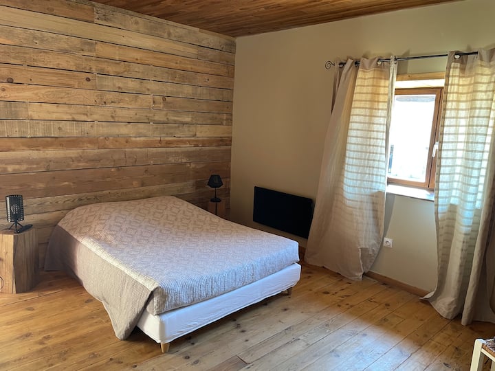 Chambre-studio
"La P'tite Maison" - Blacé