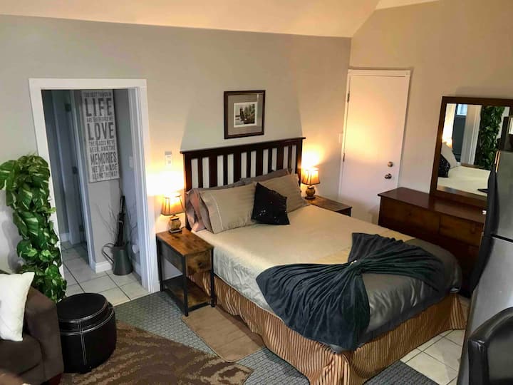 Beautiful A/c Studio Suite Close To Downtown - Nanaimo