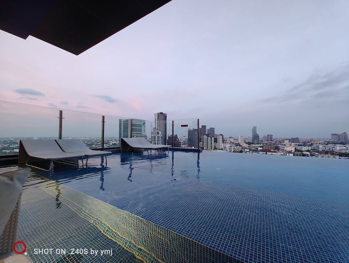 Sukhumvit 62,step Bts ,Roof Swimming Pool - Phra Khanong