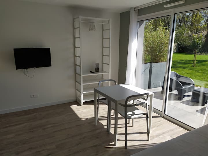 Studio Confortable Proche Des Services - Basse-Goulaine
