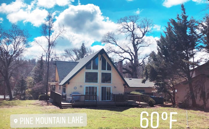 Golf Course Cozy Cabin House With Full Amenities - Groveland, CA