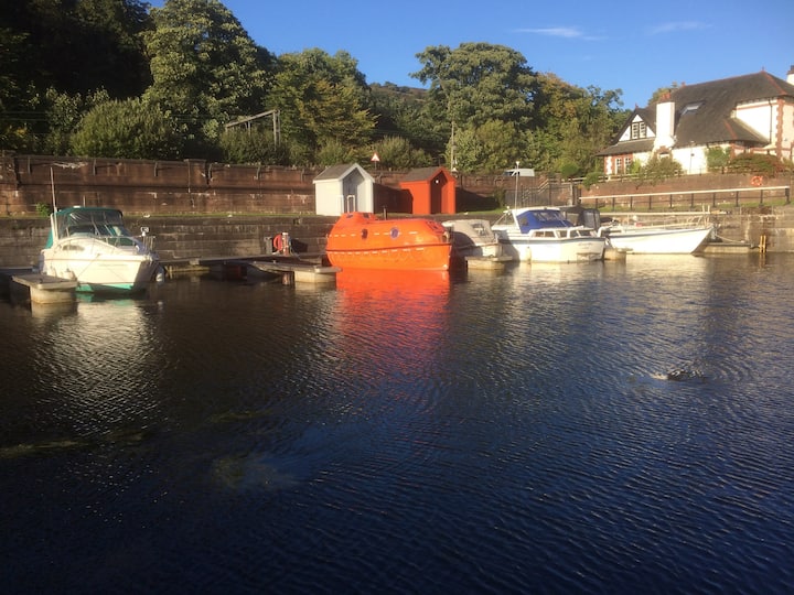 12 Best Houseboat Rentals In Scotland, UK - Updated 2024 | Trip101