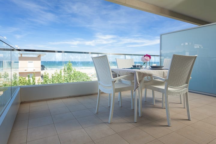 New Apt Smart Sea View - Rimini