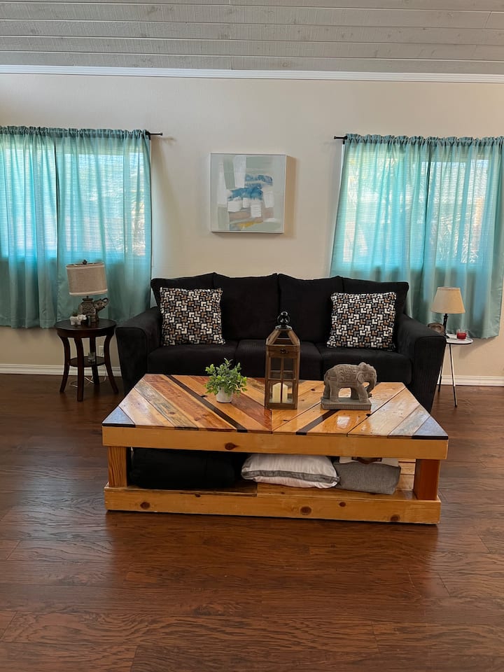 Charming Three Bedroom Home In The Heart Of Ag - Pismo Beach, CA