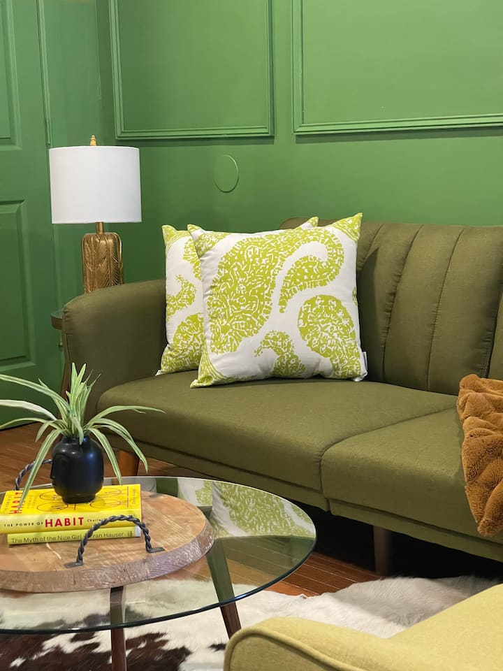 2bd Bi-level Apartment Near Philly Art Museum - Philadelphia, PA