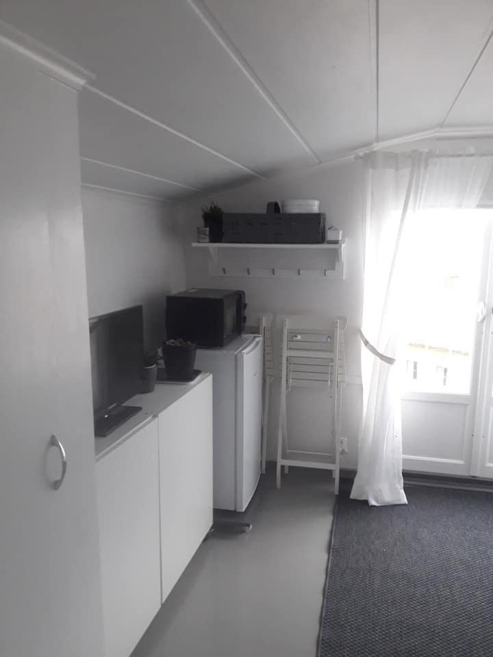 Smögen, Balkong Med Havsutsikt! Centralt Rum. - Hunnebostrand