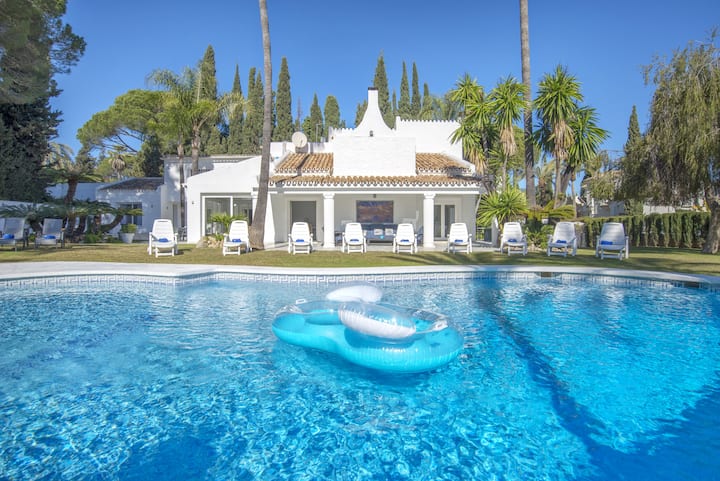 Hedo Puerto Banus Luxury Villa - Marbella