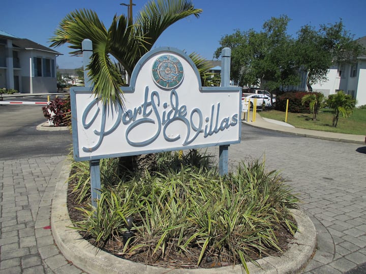 3 Br Near Cruise Port, Ocean, Nasa, And Disney - United States
