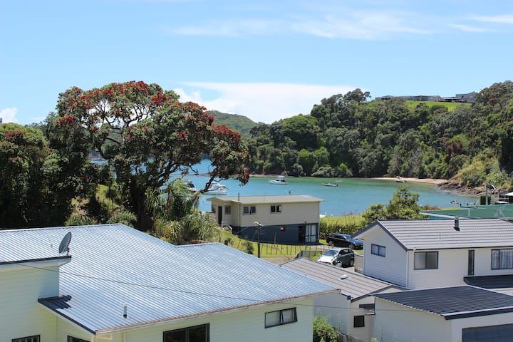 Pacific Bay Escape - Tutukaka