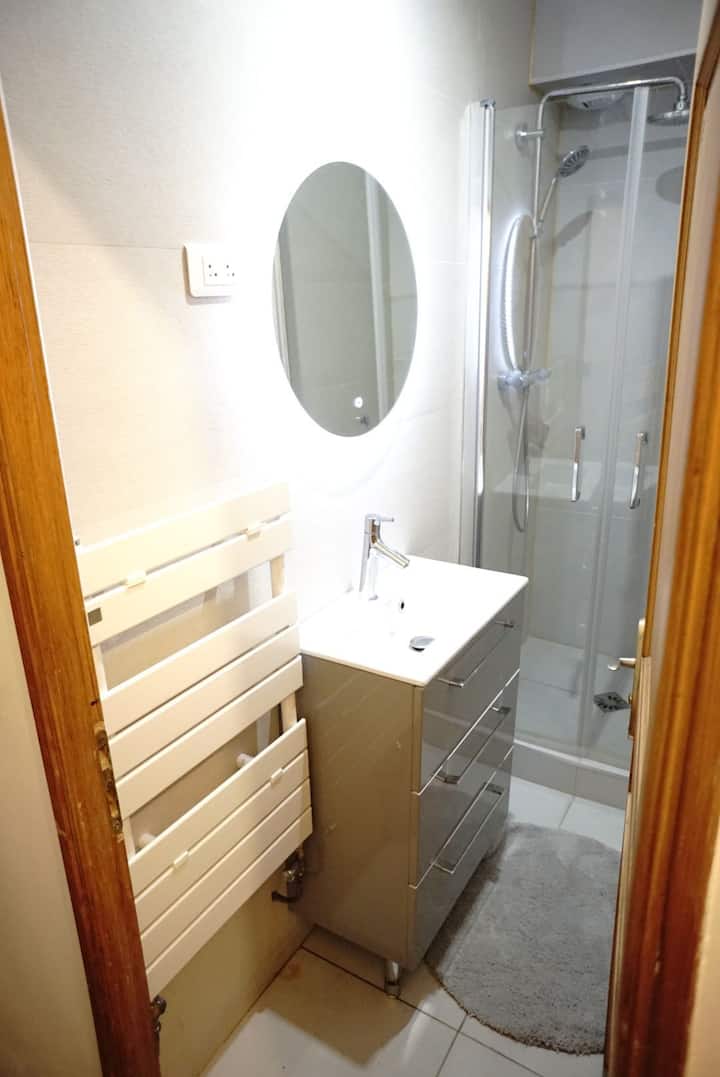 ★★ 2 Pièces Grand Salon Metro 15mn à Pied ★★ - Val de Fontenay