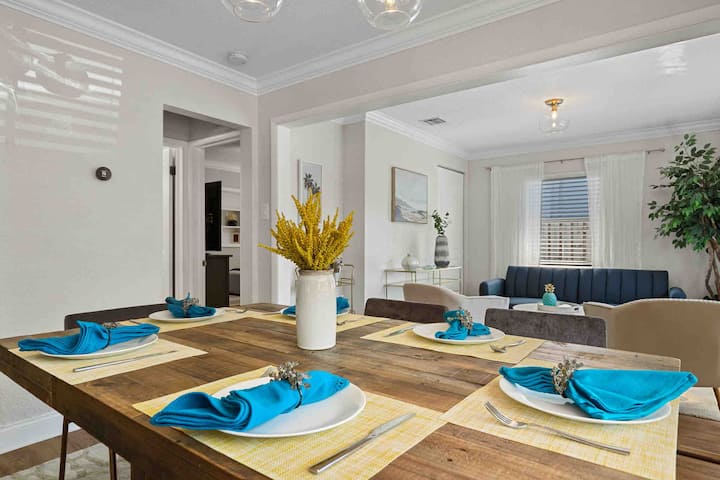 3br Remodeled, Private, New Decor! - Fort Lauderdale