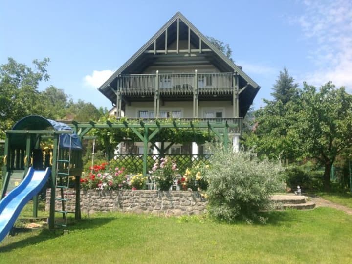 Panoramic Apartment In Badacsonytomaj For 2+2 - Fonyód