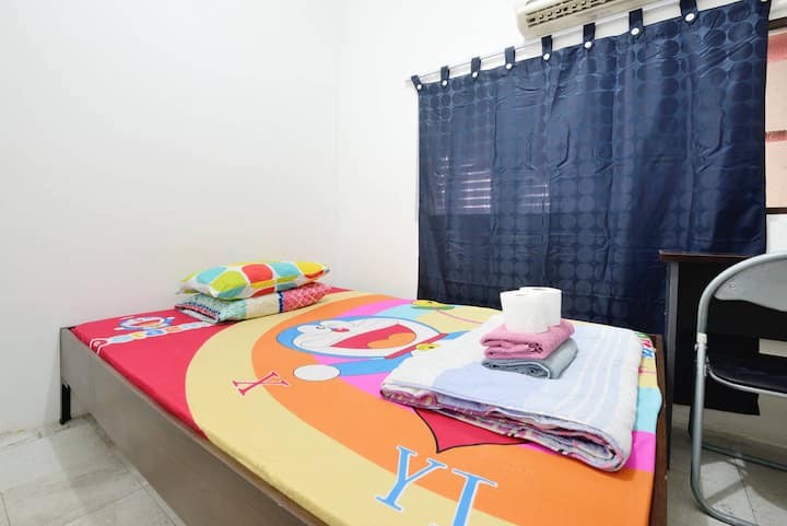 Downtown Ensuite 92m1 - Singapore