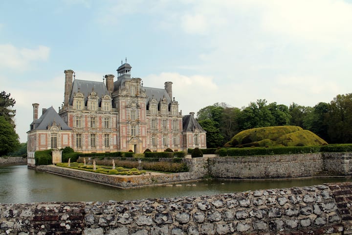 Gîte "Des Ecuries" 8 Pers Au Château De Beaumesnil - Ajou