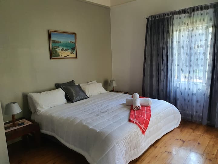 Overnight Airport Accom On Eagles Rise Farm - Verulam