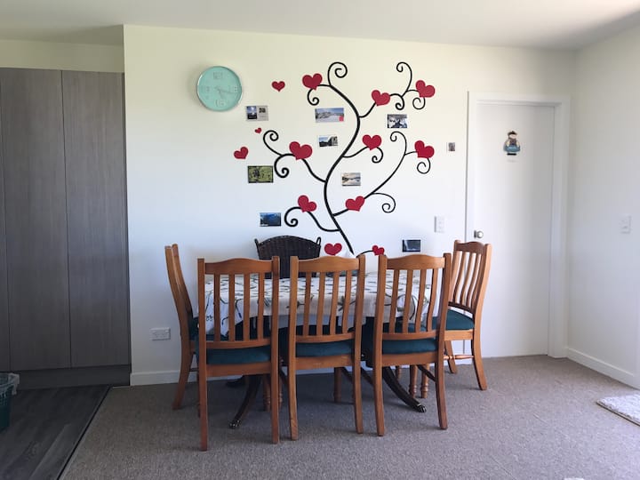 Milford Suite - Mountain View 米佛山景房 - Te Anau