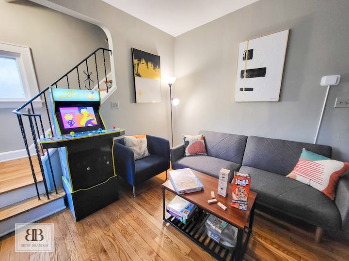 Spacious| Arcade Game |King Bed|15 Mins To Dtwn - Cleveland