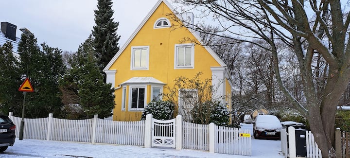 Mysigt Hus Nära Arenan - Malmö