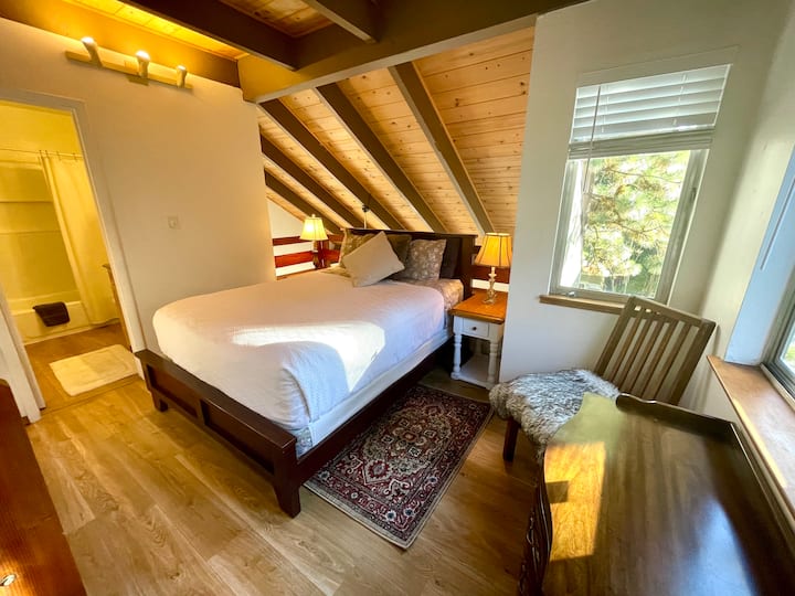 Tranquil Tahoe Home - Lake Tahoe