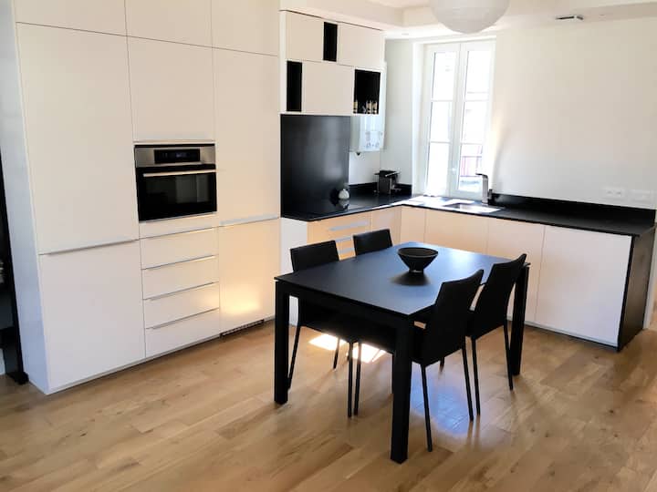 Renovated Rooftop, Quartier Latin - Paris