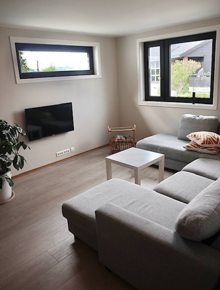 Leilighet I Rolig Og Sjønært Boligområde - Kristiansand