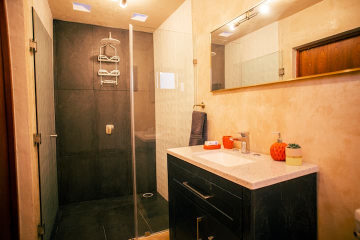 Casa Martha. 47 St. Beside The Park “La Plancha” - Mérida