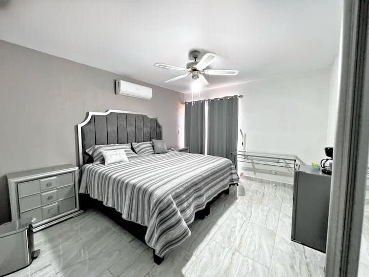 2.- Habitación En Casa Cerca De Todo - Saltillo