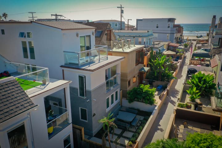 Oceanview Beach House - Elegance In The Sand - San Diego, CA