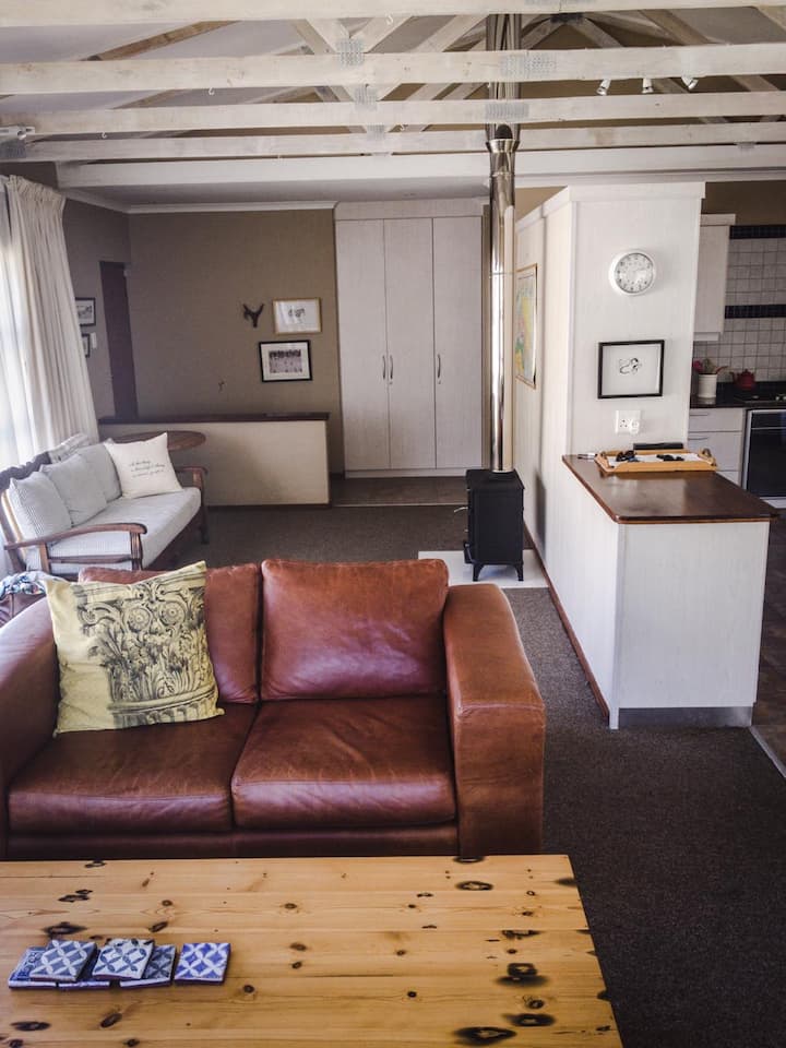 Lovely Home In Quiet Area Of Voelklip Huis Rustig - Hermanus