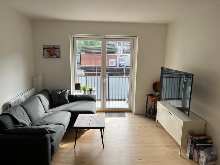 Lovely 2-room Apartment In The Heart Of ØSterbro - Kopenhagen