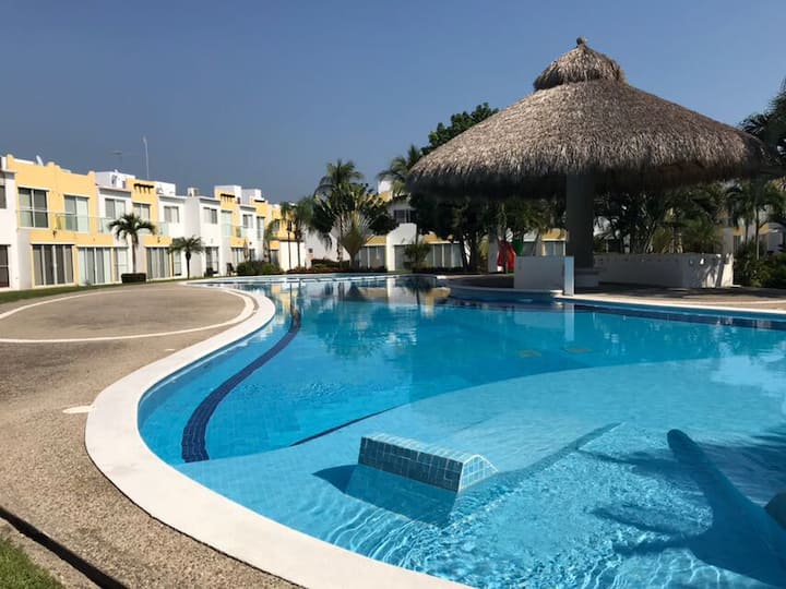 Casa Cercana A La Playa En Acapulco Zona Diamante. - Acapulco