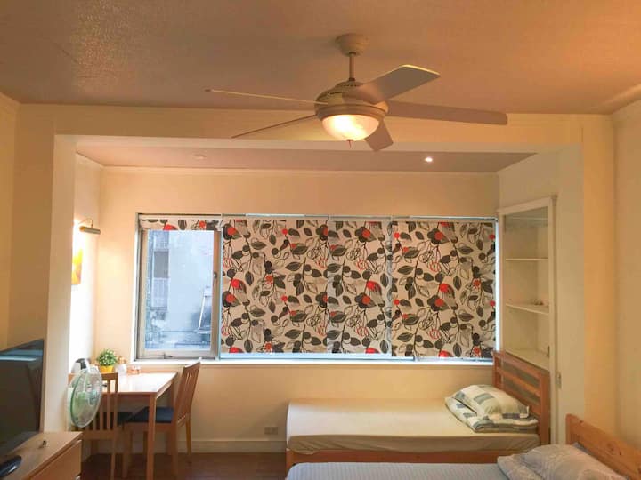 3a房+3b房,兩間房中間是公共空間，靠近台中火車站，三井lalaport ，大魯閣新時代購物中心 - Taichung City