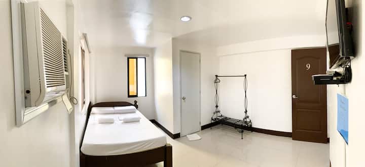 Bayawan Pension House (Matrimonial Suite) - Bayawan City