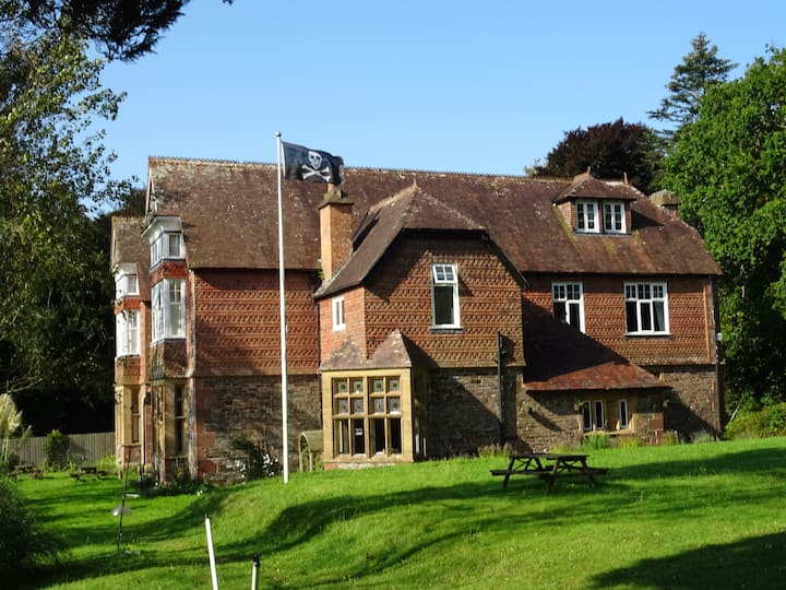 Dart View, Maypool House, Maypool - Dartmouth