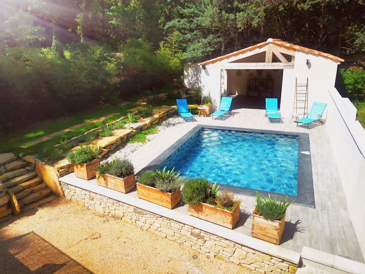 La Ressourcerie En Provence Deux Gîtes - Rustrel