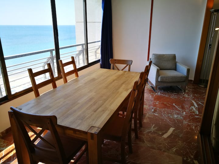 Playa De Levante - Erste Zeile - Benidorm