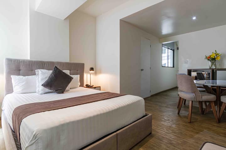 Spacious And Modern Loft Reforma / Roma Norte - Mexico City