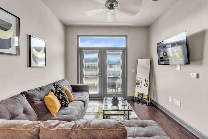 Relaxing Home-like 1bd Rooftop With City View - Atlanta